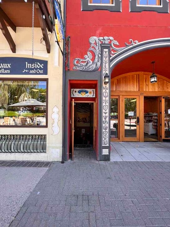 The Enormous Cheese Emporium In Washington That Will Have You Coming ...