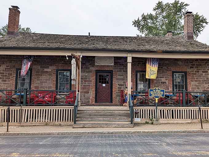 This sandstone beauty has been welcoming hungry Americans since before there was an America to welcome them to.
