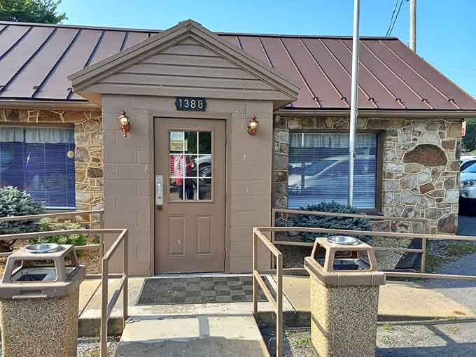 That unassuming stone facade hides breakfast magic that'll make you question every fancy brunch spot you've ever visited.