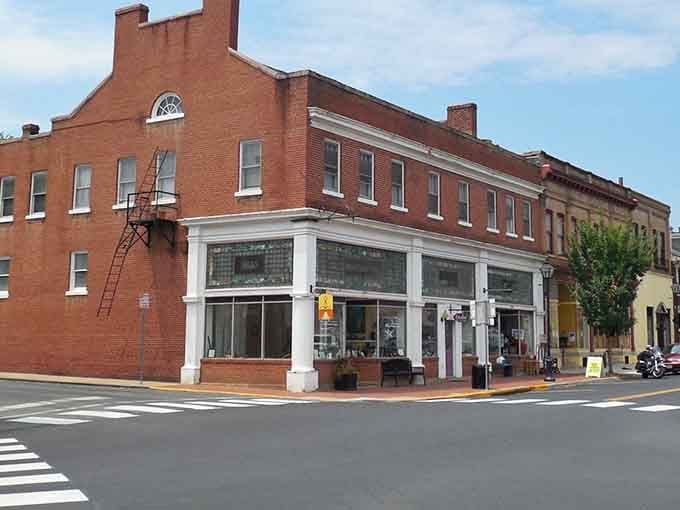 Classic brick storefronts line quiet streets where parking spots outnumber traffic jams, a rare Virginia miracle.