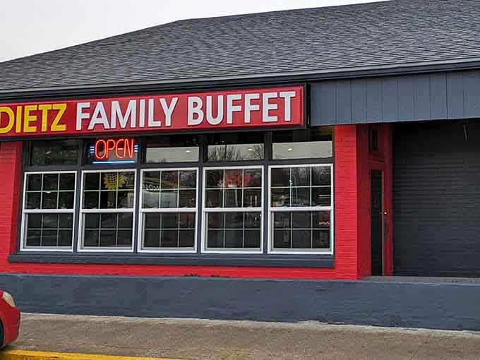 That bold red and blue exterior isn't just eye-catching&mdash;it's a beacon calling hungry travelers home.