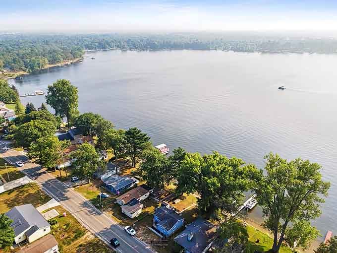 Waterfront living in Oscoda where your neighbors include actual trees and the rent won't require selling a kidney.