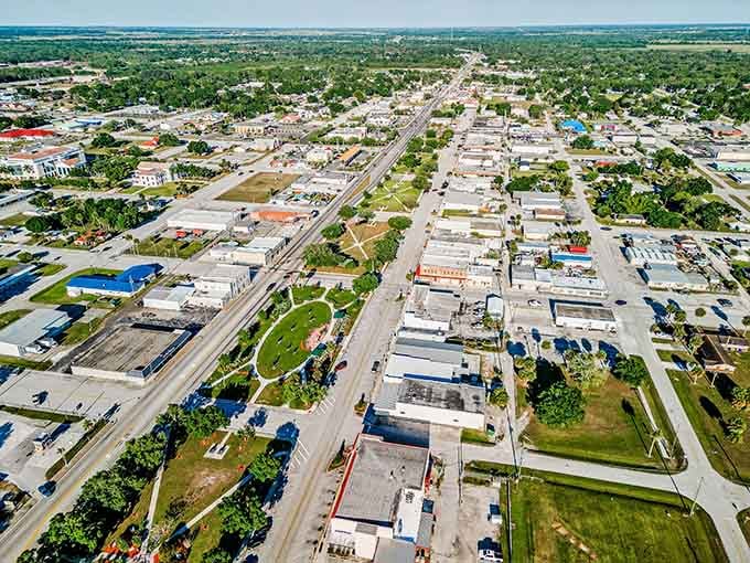Small-town Florida at its finest, where the streets are wide and the pace is wonderfully unhurried.