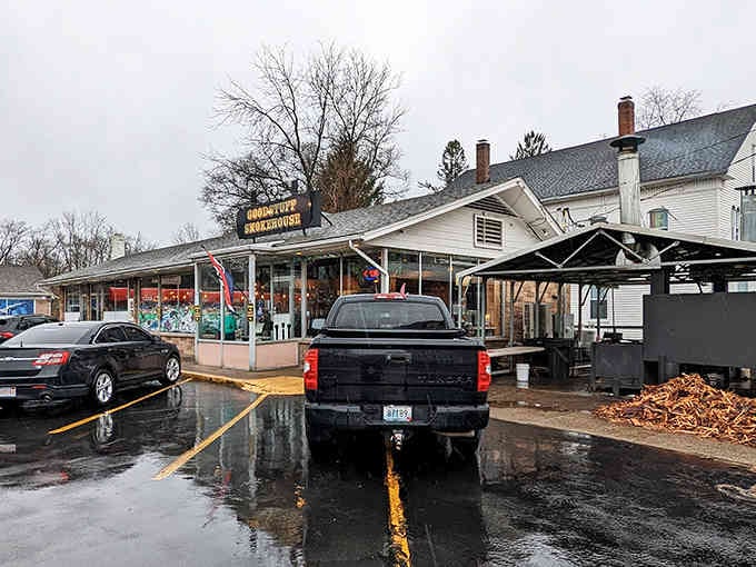 Rain or shine, that parking lot stays full because nothing stops dedicated barbecue fans from getting their fix.