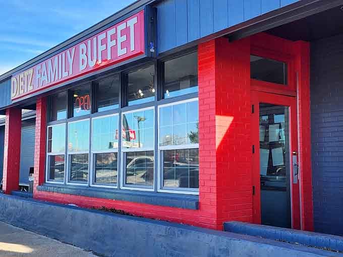 That bold red and blue exterior isn't just eye-catching&mdash;it's a beacon calling hungry travelers home.