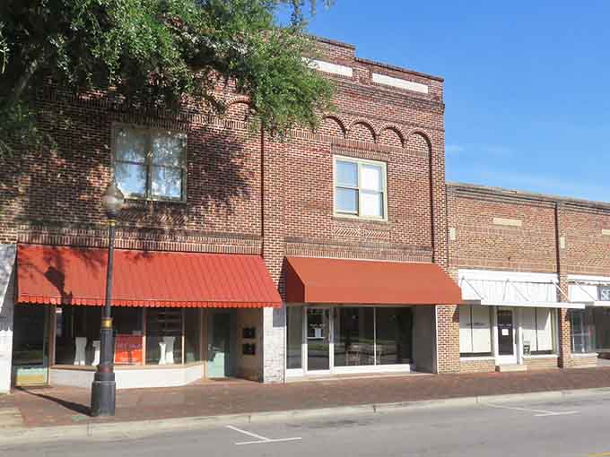 These charming storefronts remind you that small-town character never goes out of style, no matter the decade.