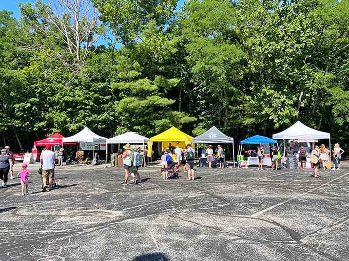 Those colorful tents aren't just for show&mdash;they're your gateway to vegetables that actually remember being plants yesterday.