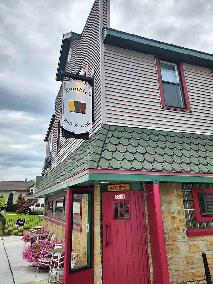 That unassuming exterior hides some of Wisconsin's most impressive burgers, proving you can't judge a pub by its siding.