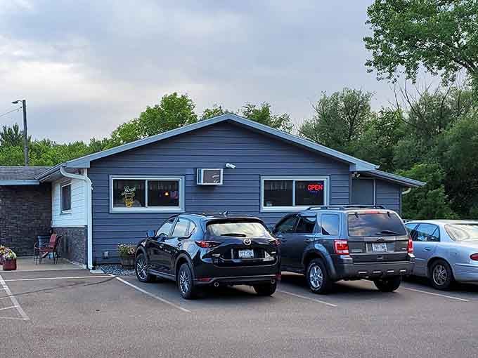 That blue exterior might be modest, but inside waits chicken wing glory that'll make you a regular.