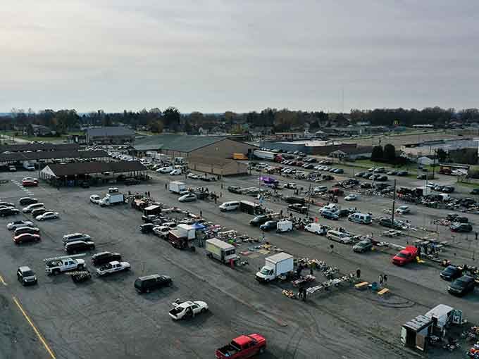 The sprawling outdoor lot proves this isn't your average weekend garage sale&mdash;it's treasure hunting headquarters.