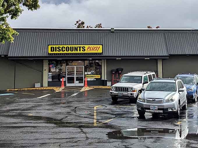 Rain or shine, savvy shoppers know this Gresham spot delivers deals that make wallets genuinely happy.
