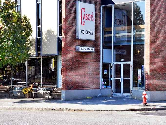 The red and white sign beckons like a beacon of sweetness on Washington Street in Newtonville.
