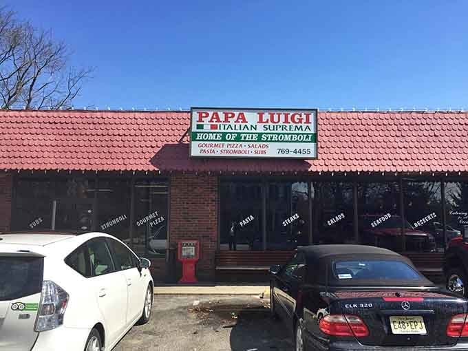 That classic red-tiled roof signals serious Italian comfort food ahead, the kind that makes detours worthwhile every time.