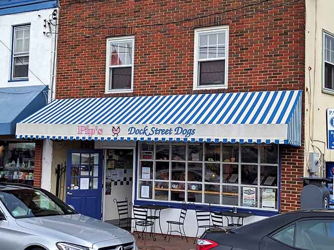 That blue and white striped awning is like a beacon of hope for your hungry stomach and worried wallet.