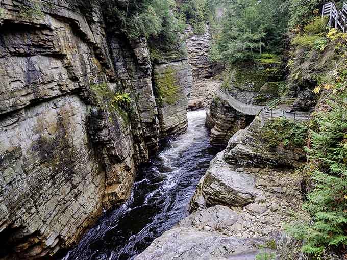 When nature decides to show off, it carves sandstone gorges that make your jaw drop for 500 million years.