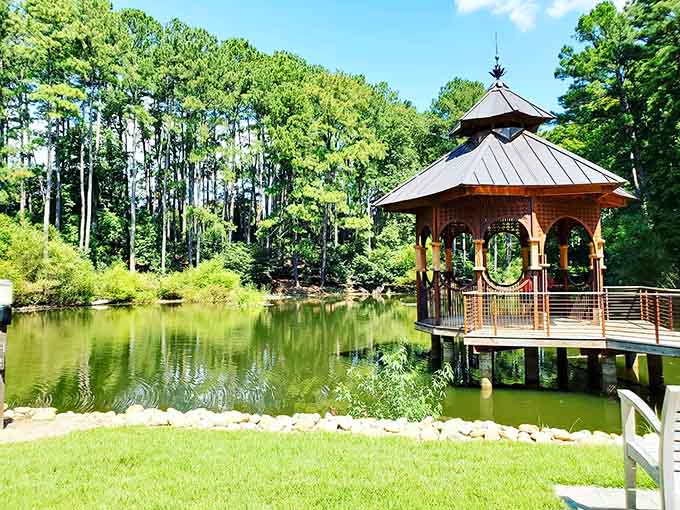 Picture-perfect reflections and zero admission fees make this gazebo everyone's favorite photo opportunity and meditation spot.