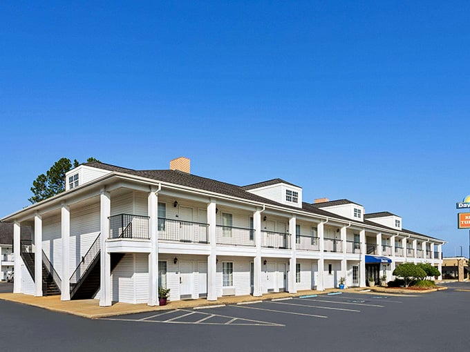 Days Inn by Wyndham Americus provides comfortable lodging when you need a place to rest those exploring feet.