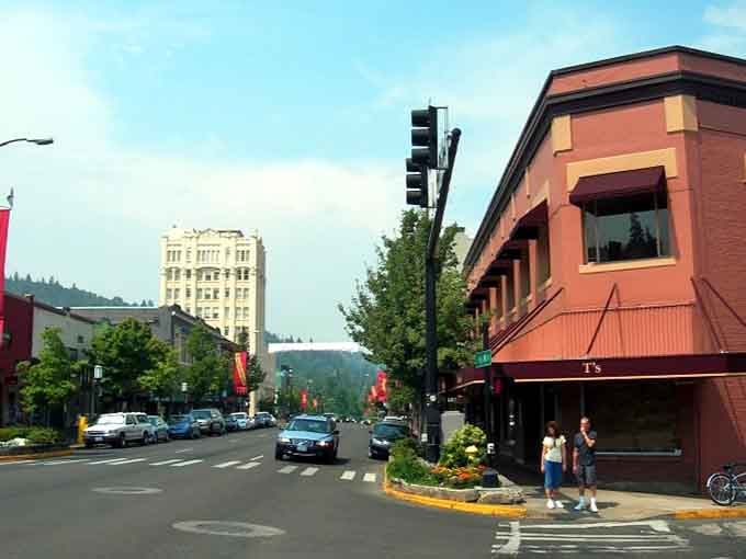 Main Street Ashland delivers that walkable downtown experience your knees and your soul have been craving all along.