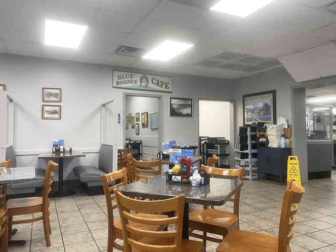 Clean, comfortable, and packed with happy diners who drove hours just to be here this morning.