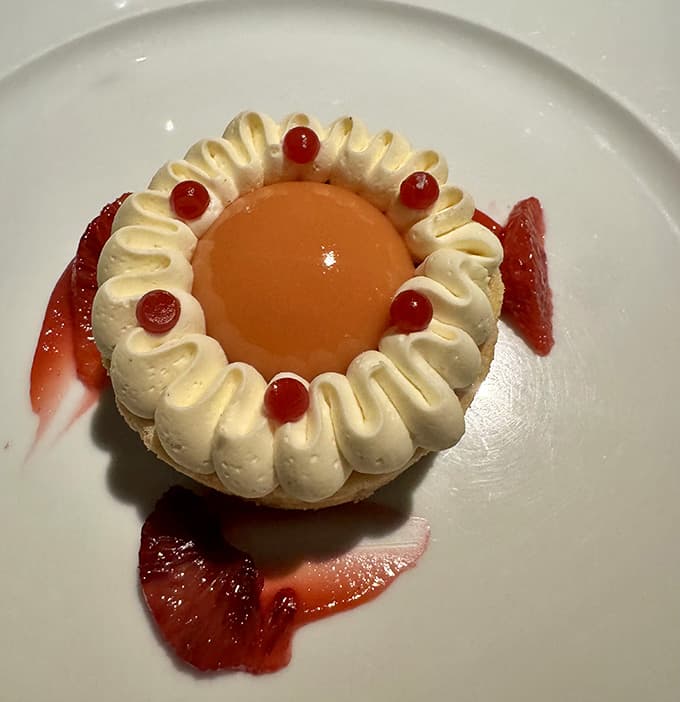 Dessert so photogenic it deserves its own Instagram account, complete with strawberry supporting cast members.