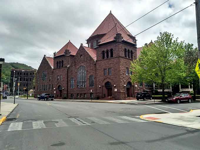 Romanesque Revival done right, because apparently Johnstown decided ordinary buildings were for ordinary cities, and they weren't having it.