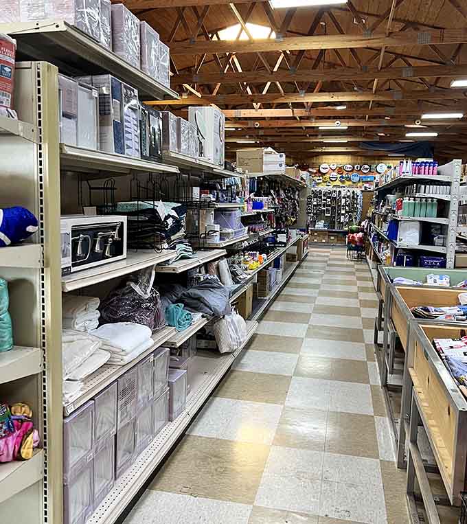 Wide aisles and organized shelves make treasure hunting comfortable, not claustrophobic&mdash;shopping as it should be.