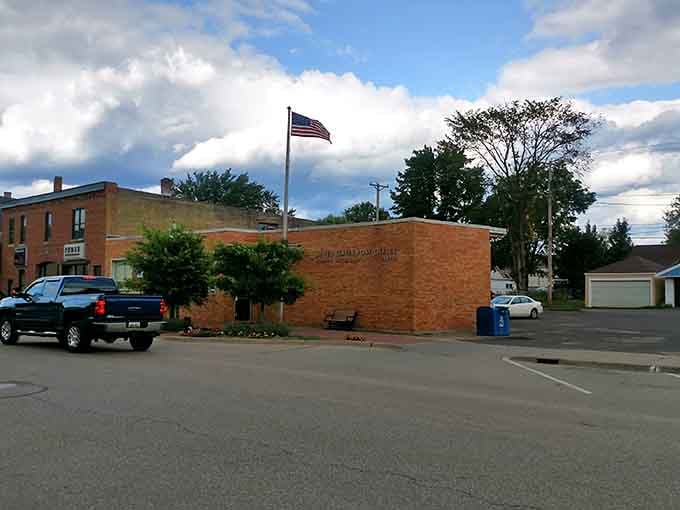 Simple storefronts and wide streets create the kind of unhurried atmosphere where retirement feels like the reward it should be.