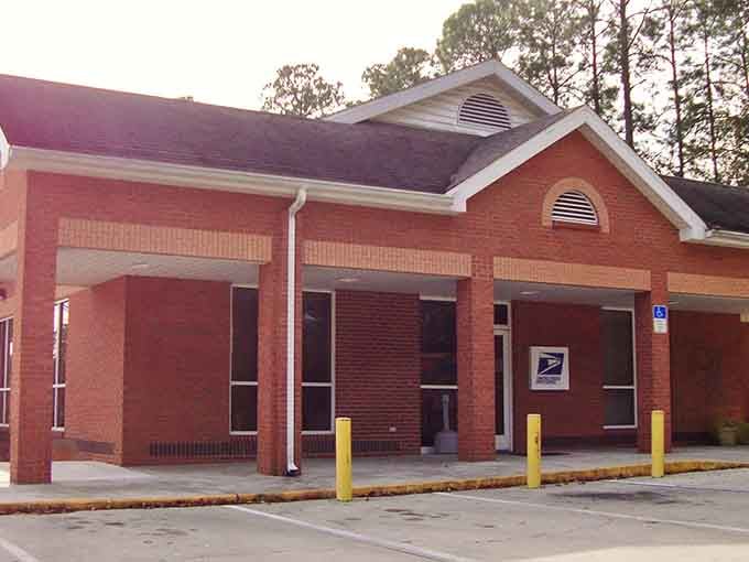Even the post office radiates small-town charm with its neat brick construction and accessible design.