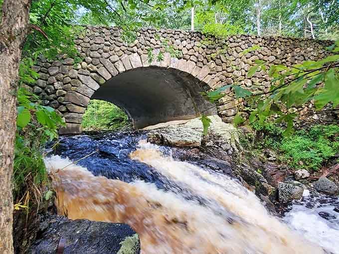 This gorgeous stone arch bridge proves that old-school craftsmanship still steals the show.