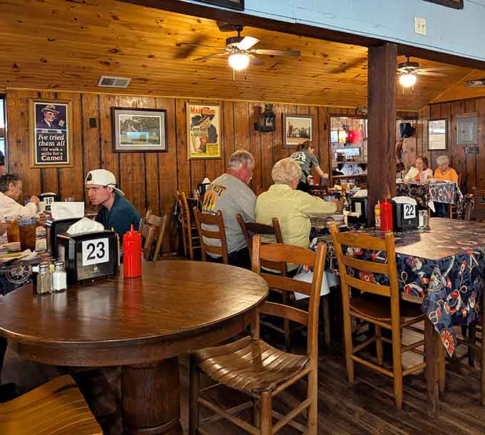 Wood-paneled walls and happy diners create the kind of comfortable atmosphere where calories simply don't count anymore.