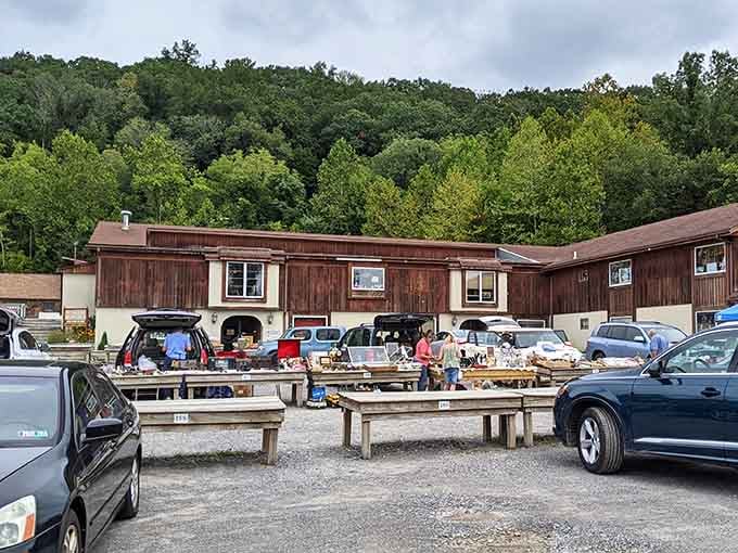 Golden Nugget Antique Flea Market sprawls with possibilities, turning casual browsers into serious vintage enthusiasts.