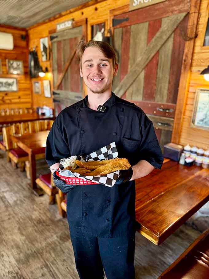 Friendly faces serving up serious barbecue&mdash;because great food tastes even better when delivered with a genuine smile.