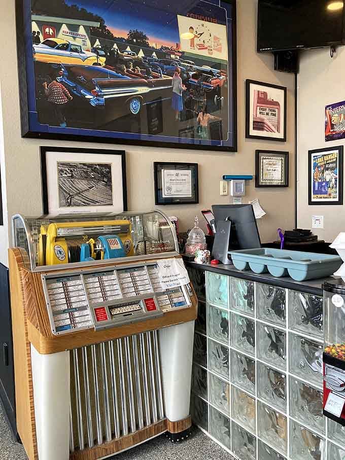 A vintage jukebox adds authentic retro charm, because great breakfast tastes even better with a side of nostalgia.