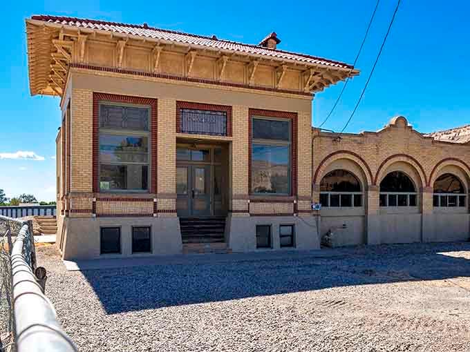 Historic architecture meets modern charm in buildings that have witnessed decades of peach harvests and wine tastings.