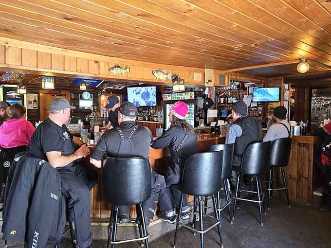 When the bar fills up with happy diners, you know you've found the right spot for lunch.