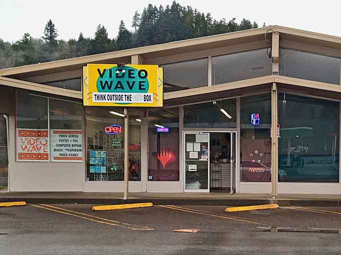 Video Wave's slogan "Think Outside the Box" is either brilliant marketing or a dad joke, possibly both simultaneously.
