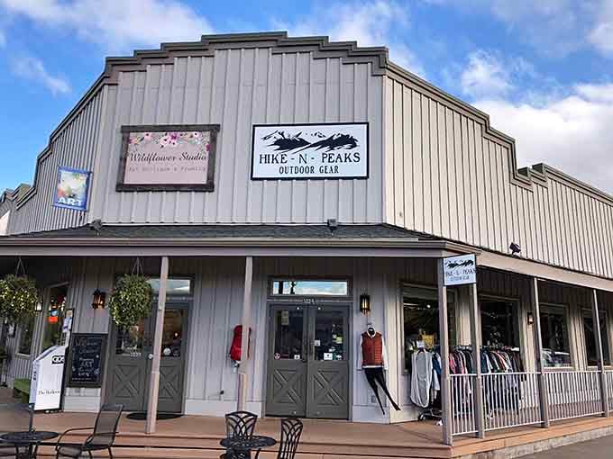 Hike-N-Peaks supplies everything you need to conquer those mountains looming just beyond the town limits with style.