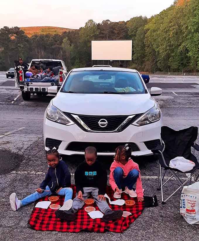 Picnic blankets and paper plates prove that dinner and a movie works better when you control the menu.