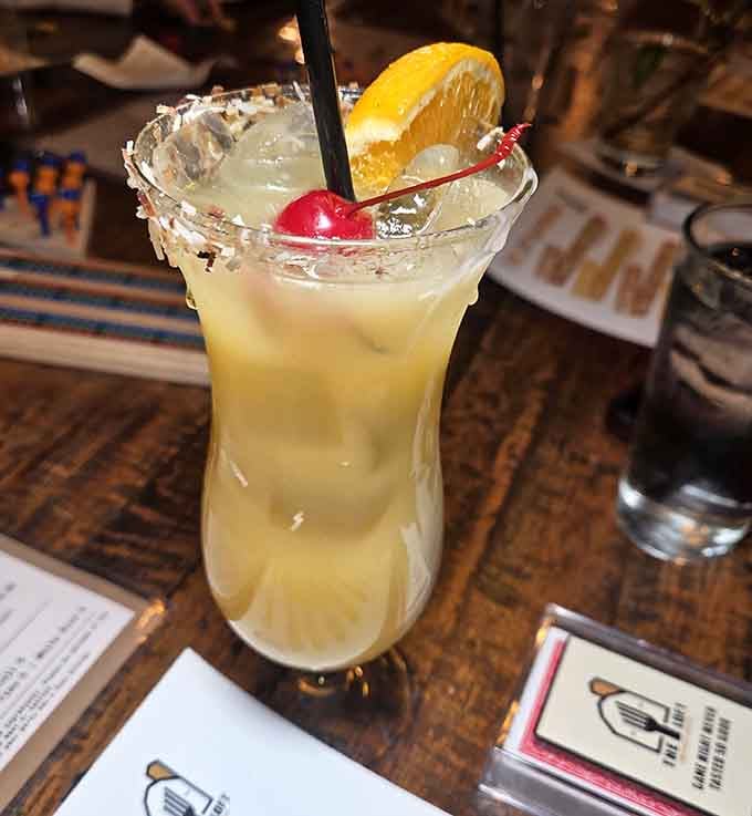 Cocktails served with just the right amount of flair, no pretentious lectures about ice cube provenance required here, thankfully.