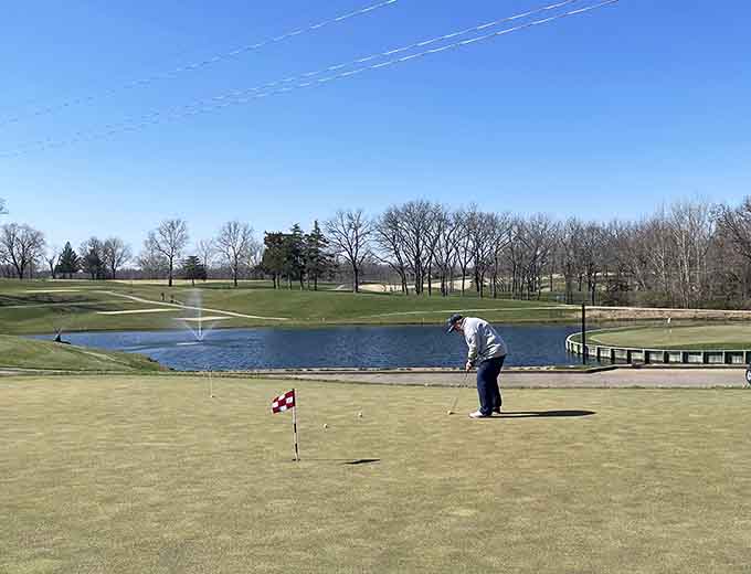 Mules National Golf Club lets you perfect your swing without perfecting your investment portfolio first.