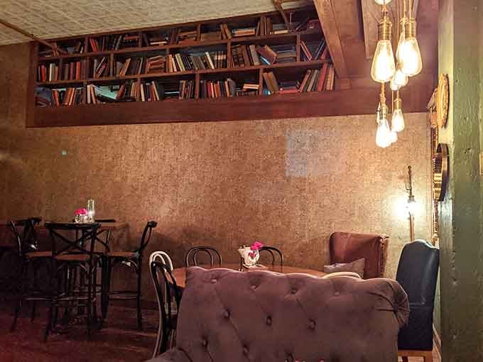 Every corner reveals another thoughtful detail, from the bookshelves to the lighting that sets the perfect mood.