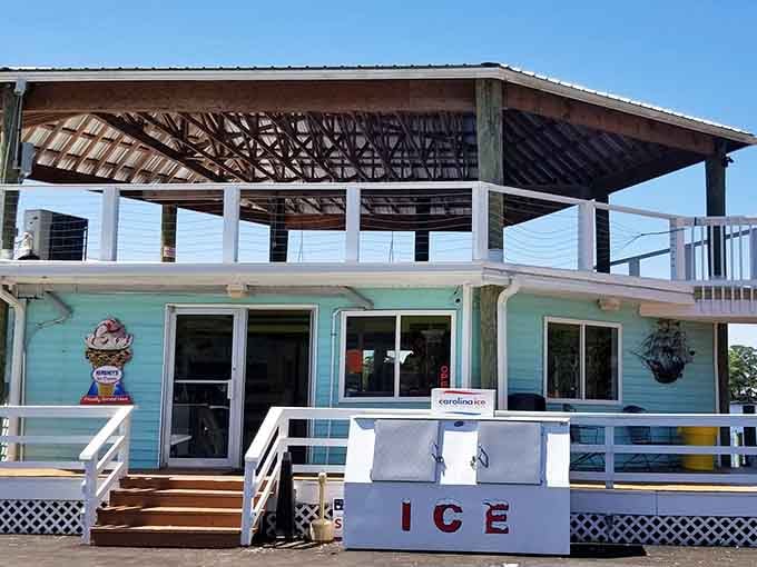 Quarterdeck Marina offers waterfront charm that makes you wonder why you ever lived anywhere landlocked.