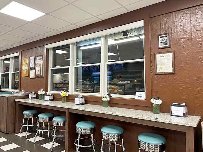Window seats offer natural light and people-watching, the perfect accompaniment to your morning donut meditation session here.