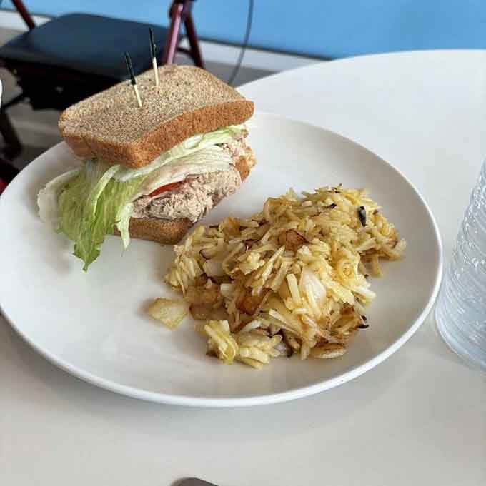 Tuna salad on wheat with a side of hash browns&mdash;lunch that's both satisfying and sensible, like your favorite aunt.