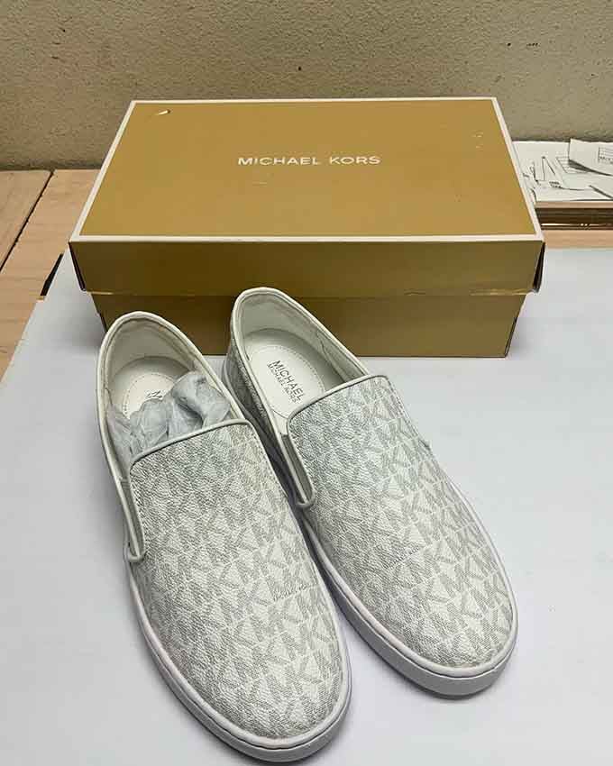 Designer slip-ons at wholesale prices mean your feet can look fabulous without your budget looking foolish.