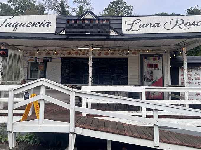 Taqueria Luna Rosa brings authentic flavors to town without the pretentious foodie attitude or inflated urban pricing.