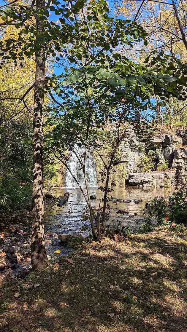 Autumn transforms the waterfalls into scenes worthy of a Bob Ross painting, minus the happy little accidents.