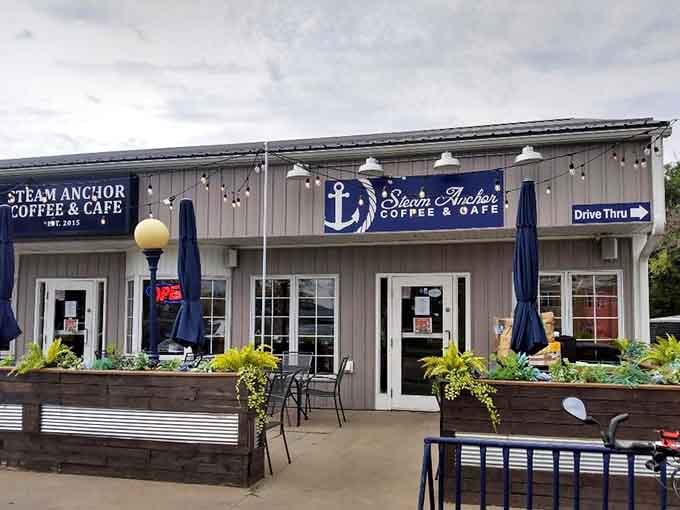 Steam Anchor Coffee serves your caffeine fix with river town charm and none of the big city attitude.