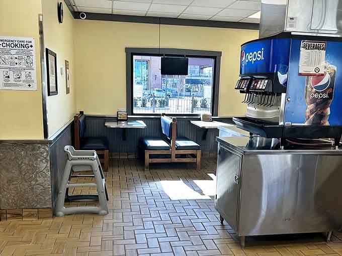 Plenty of seating for when you want to enjoy your chicken in air-conditioned comfort with actual napkins.
