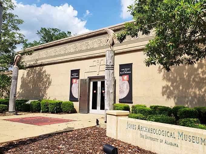 The Jones Archaeological Museum houses treasures that'll make you rethink everything about pre-Columbian America completely.